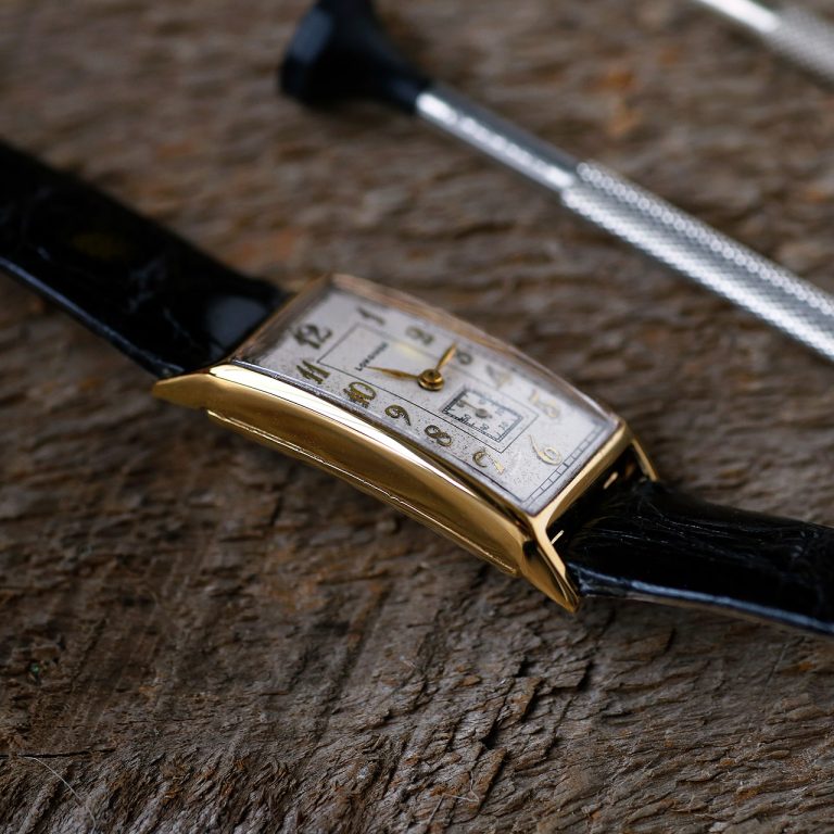 1968 Omega Constellation C-Case Fluted - EmmyWatch